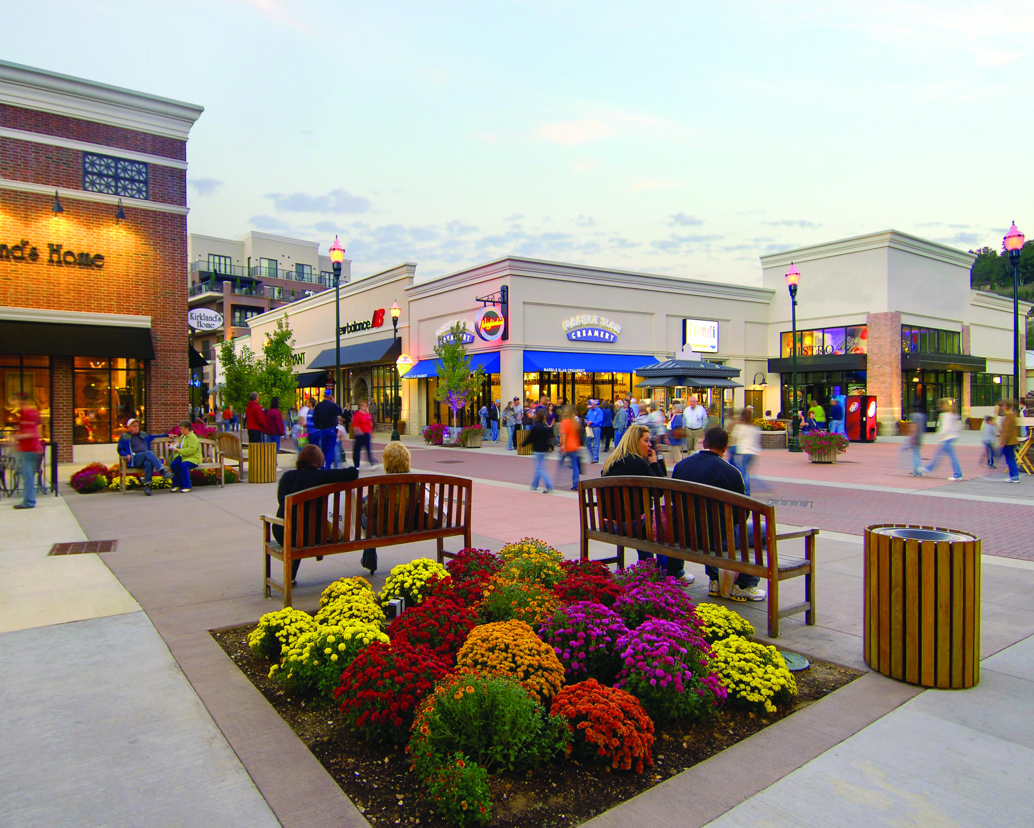 Branson Landing Shopping & Fun | Branson.com