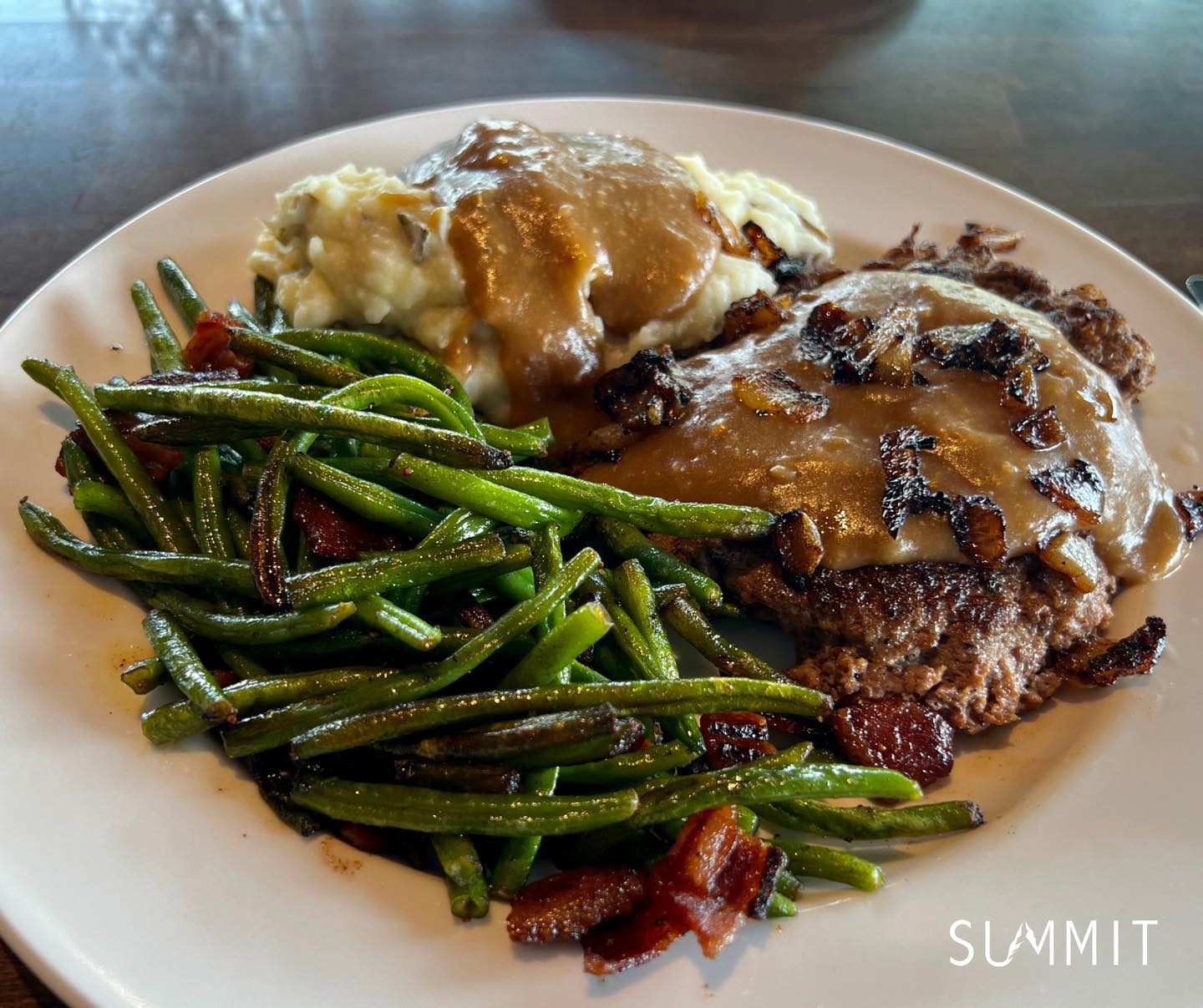 You’ll Love Summit Restaurant in Branson