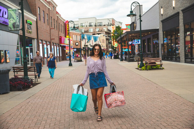Branson Landing Shopping & Fun | Branson.com